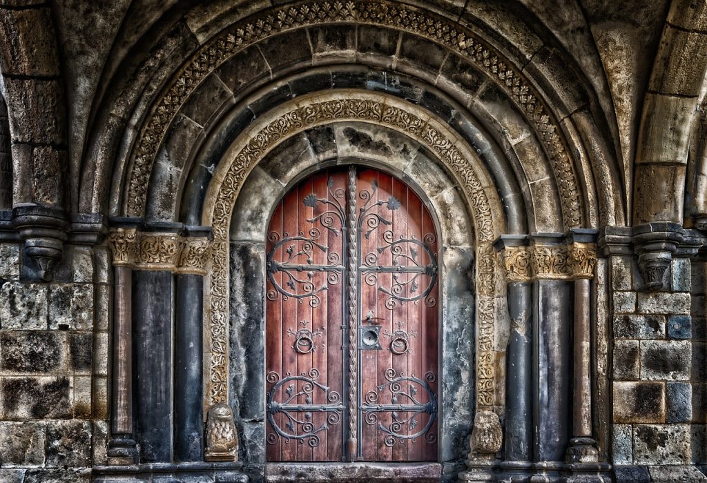 Thresholds of Revelation: Doors in the Biblical Dream World - Bible Dreams